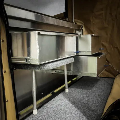 CAMPERS - Decked Out Fabrication